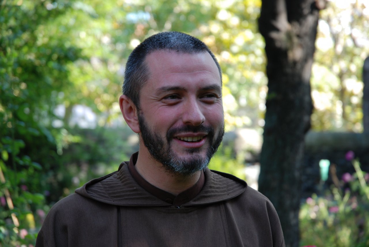 Visages et témoignages de jeunes religieux (ses) - Église catholique en ...