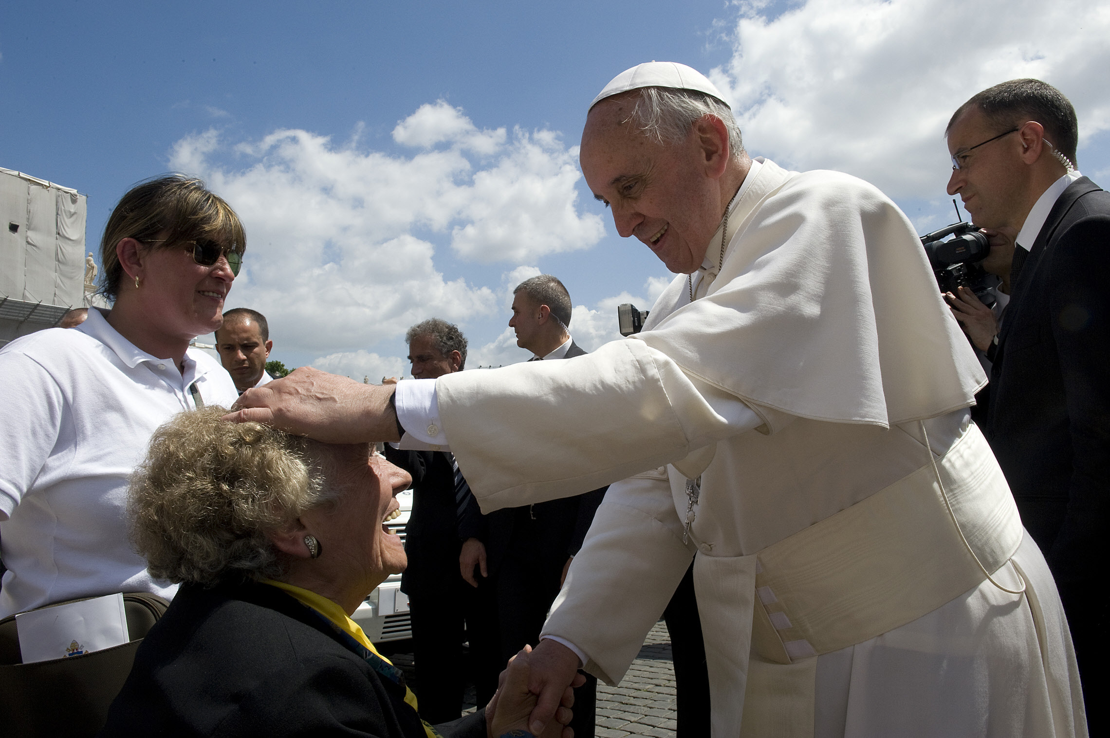 Intentions De Prière Du Pape François Pour Juin 2016 église