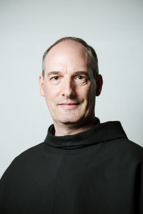 S. Ém. le cardinal François Bustillo, o.f.m. conv. - Église catholique ...