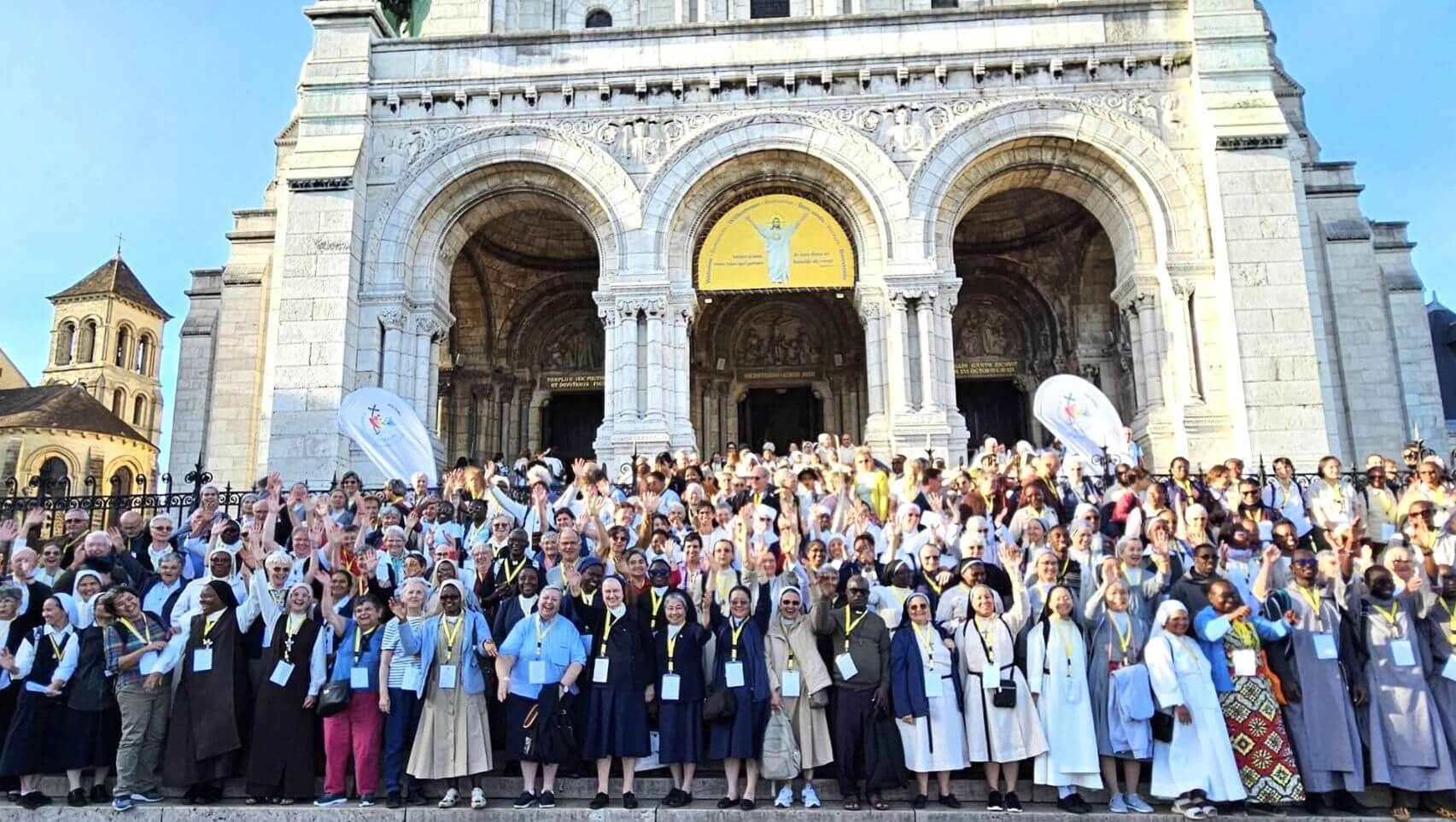 Définition : Moine, Moniale - Église catholique en France