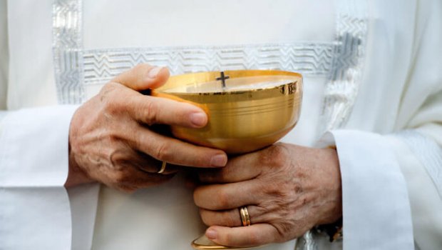Définition : Saint-Sacrement - Église catholique en France