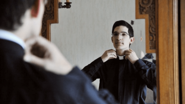 Définition : Presbyteros - Église catholique en France