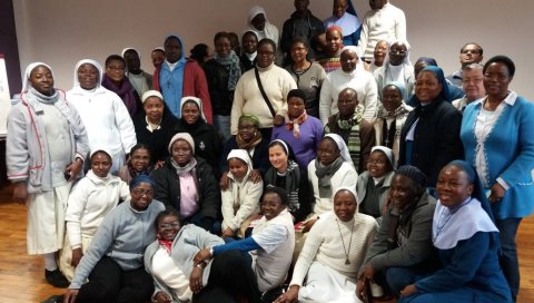 Définition : Fidei Donum - Église catholique en France
